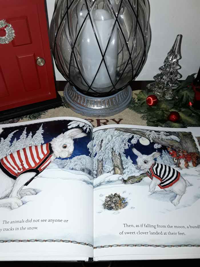 Little Animals Wonder Who Their Santa Is in Charming Christmas Story ...