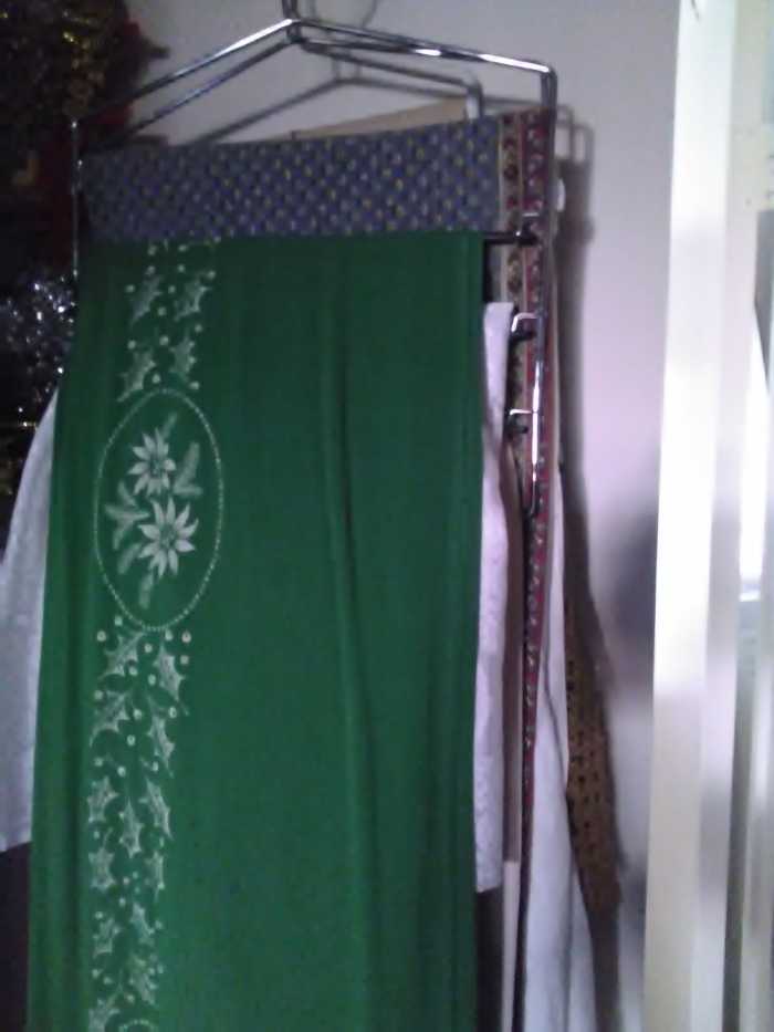 How to Organize Your Table Linens and Store Linens in a Small Space ...