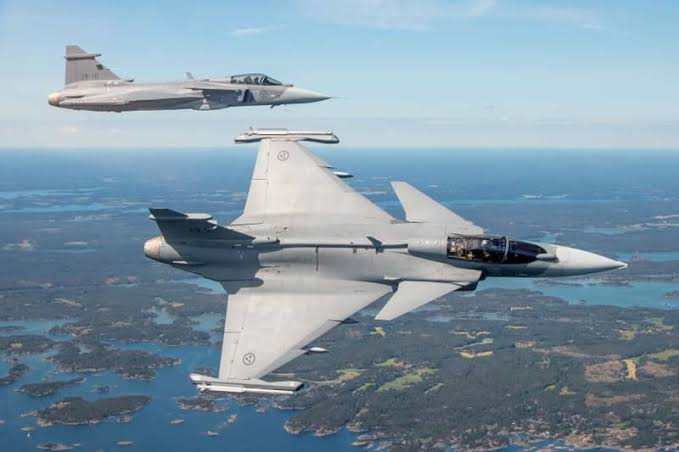 The Top 10 Most Advanced Fighter Jets In The World - HubPages