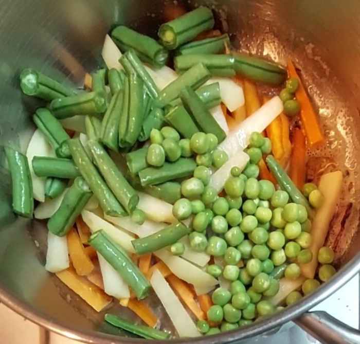 Spicy Mixed Vegetable Dry-Fry Recipe (With a Saucy Twist!) - HubPages