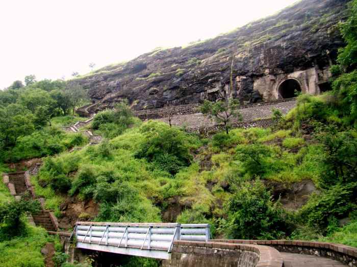 Mandapeshwar caves - one of the rock cut caves of Mumbai - HubPages