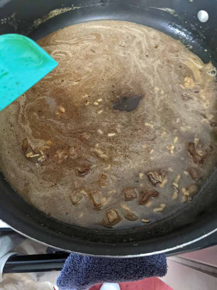 Roast Beef - Cooking with Imbedded Garlic Cloves - HubPages