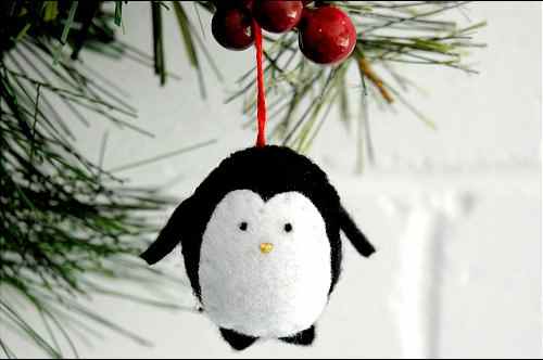 36 Cool Craft Ideas Using Gloves or Mittens - HubPages