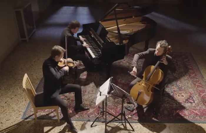 The Basics of Classical Music: Listening, Concerts & Free Music - HubPages
