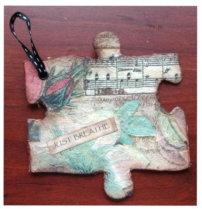 Ideas for Upcycling Puzzle Pieces for Art Projects - HubPages