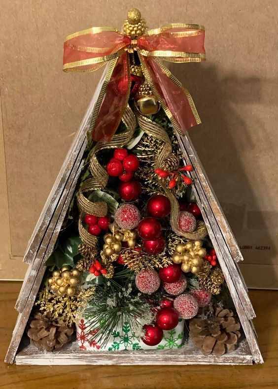 100+ Easy DIY Wooden Christmas Tree Triangle Decorations - HubPages