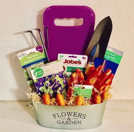 35+ Dollar Store Mothers Day Gift Basket Ideas that will Melt her Heart ...