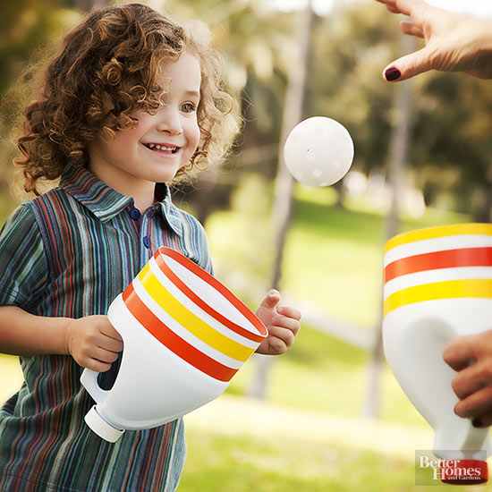 Top 12 Outdoor Games To Play With Family & Friends - HubPages