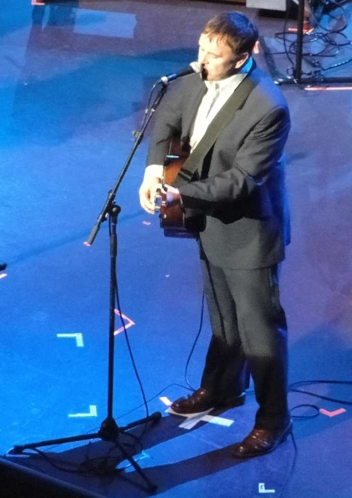 Rock Star's Autobiography Is Some Fantastic Book - HubPages