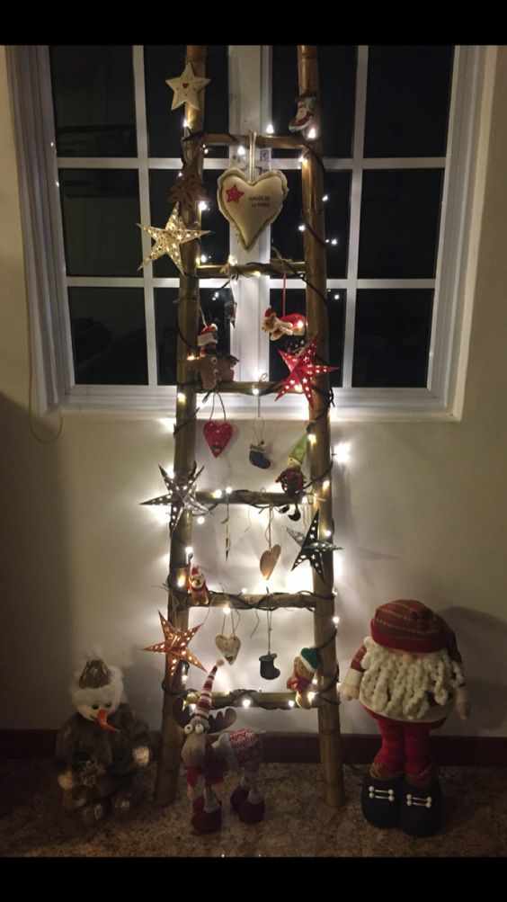 30+ DIY Christmas Ladders Ideas to Turn Your Home Into a Winter ...