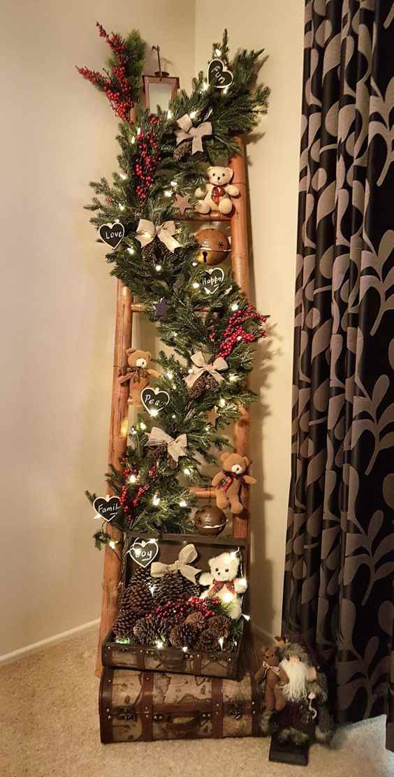 30+ DIY Christmas Ladders Ideas to Turn Your Home Into a Winter ...