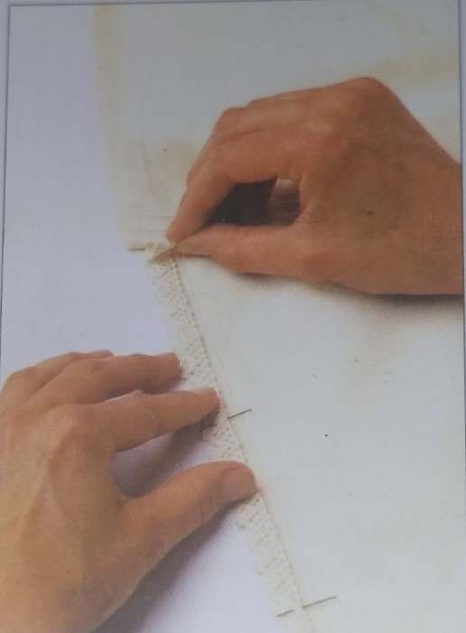 Trimmings and Their Applications on Curtains - HubPages