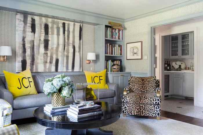 Ways to Bring Decorative Monograms into Your Home - HubPages