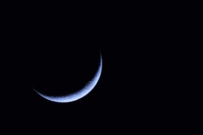 Cheap and Easy Ways to Celebrate the Dark and New Moon - HubPages