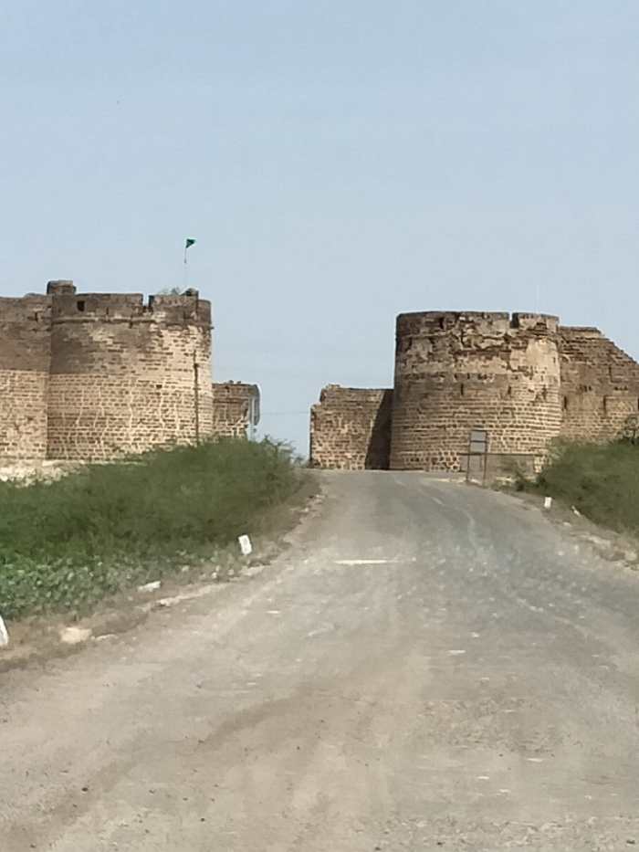 Gurudwara Pehle Patshahi, Lakhpat - HubPages