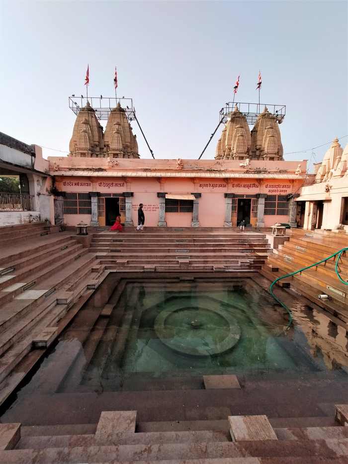 Bindu Sarovar - the Sacred Lake in Siddhpur, Gujarat, India - HubPages