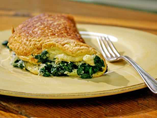 Healthy and Delicious Spinach Cheese Omelette Recipe - HubPages