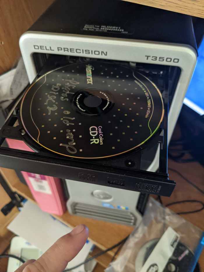 Photos - Transferring from DVD to Hard Drive - Geek Alert - HubPages