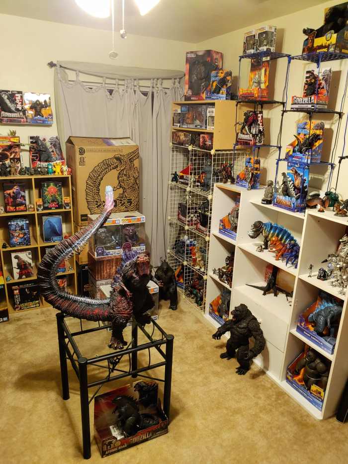 Collecting Godzilla Figures - HobbyLark