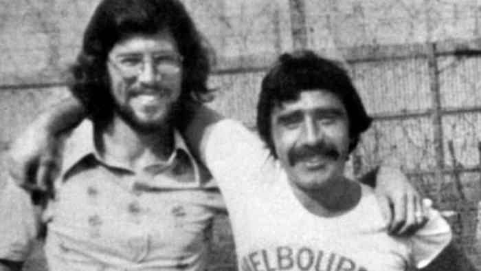 Brendan Hughes Memoirs - HubPages