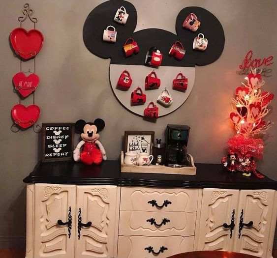50+ Disney-Inspired Home Decor Ideas for Mickey Mouse Fans - HubPages