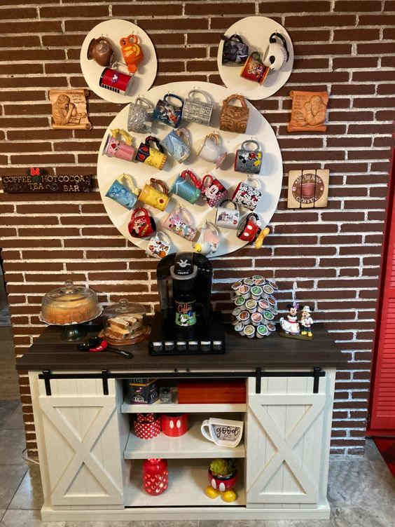 50+ Disney-Inspired Home Decor Ideas for Mickey Mouse Fans - HubPages