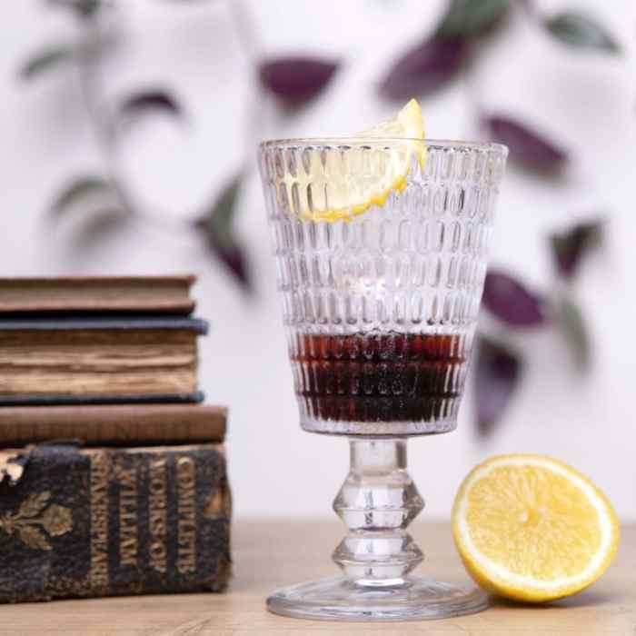 9 Medieval Drinks That Taste Like Christmas - Delishably