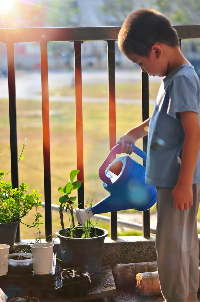 How to Get Your Children to Help With Chores - WeHaveKids