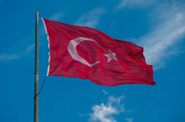 History and Complete Details of the Turkish Flag - HubPages