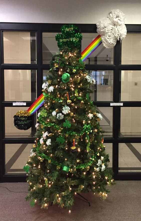 25+ Simply Charming St. Patrick's Day Tree Ideas - HubPages