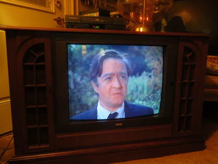 1996 RCA Color Track Plus Color Console G27352DT & Two Amazing 1980s ...