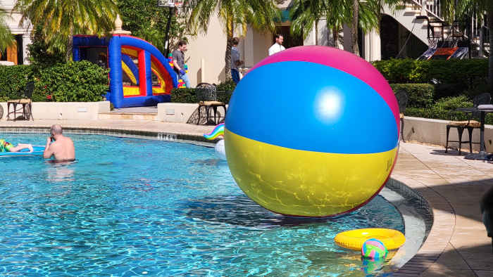 15 Pool Toys and Floats for Kids - HubPages