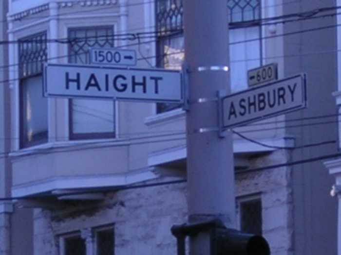 How to Throw a 1960s Hippie Theme Party - HubPages