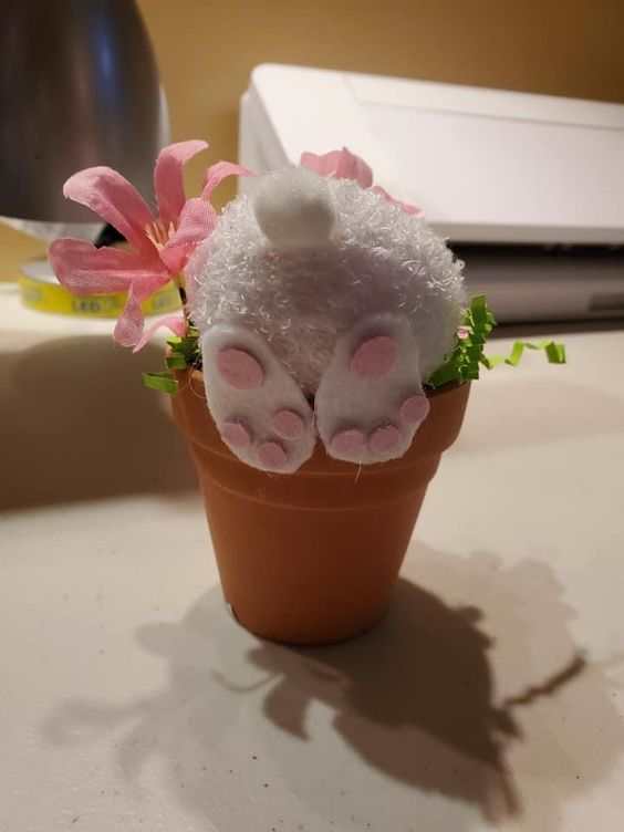 30+ Easy & Cute DIY Bunny Butt Planters - HubPages