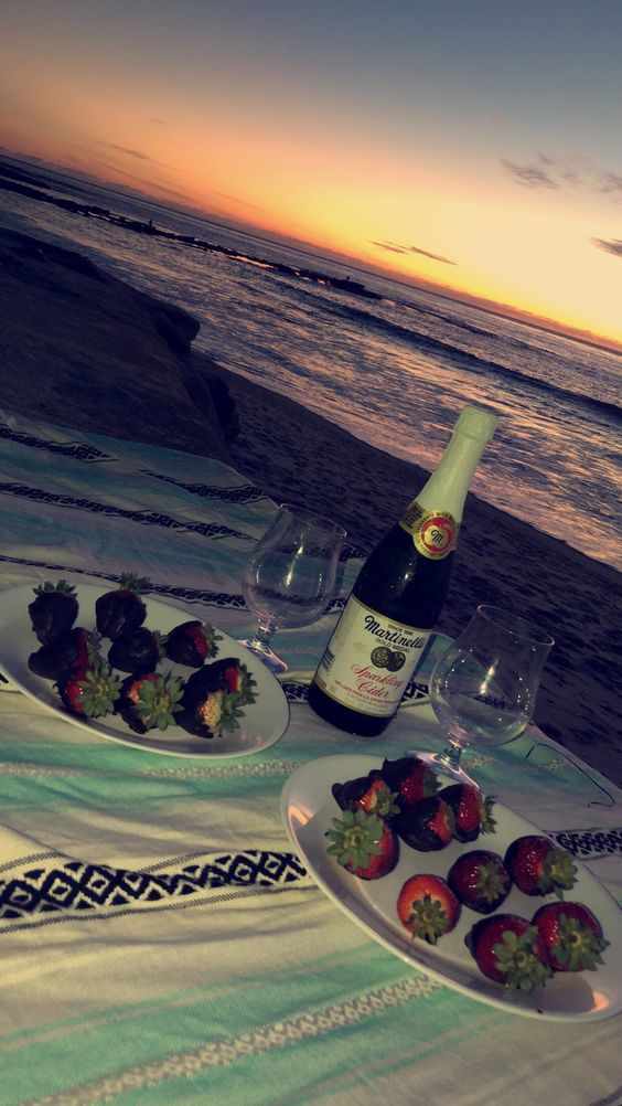 30+ Romantic Date Night Ideas - HubPages