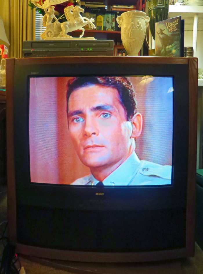 1998 RCA Colortrak Television Model G32643sk, RCA Chassis CTC187CN3 ...
