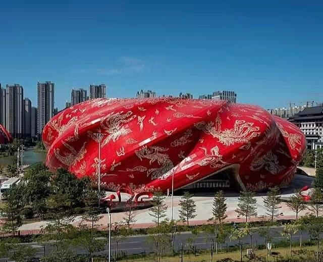 8 of the World's Most Bizarre Buildings! - HubPages