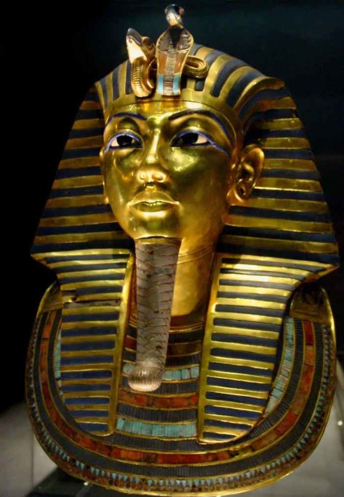 King Tut, the Egyptian Pharaoh Hidden For 3000 Years Discovered In 1922 ...