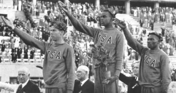 The Bellamy Salute: How Americans Used to Salute the Flag - Owlcation