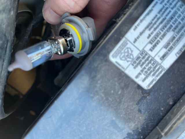 How to Replace and Upgrade Your Headlights in Most Vehicles - HubPages