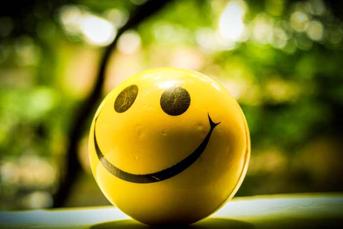 The Benefits and Techniques of Laughter Therapy Exercises for Seniors ...