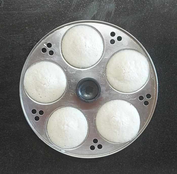 Idli Sambar: A Famous South Indian Breakfast - HubPages