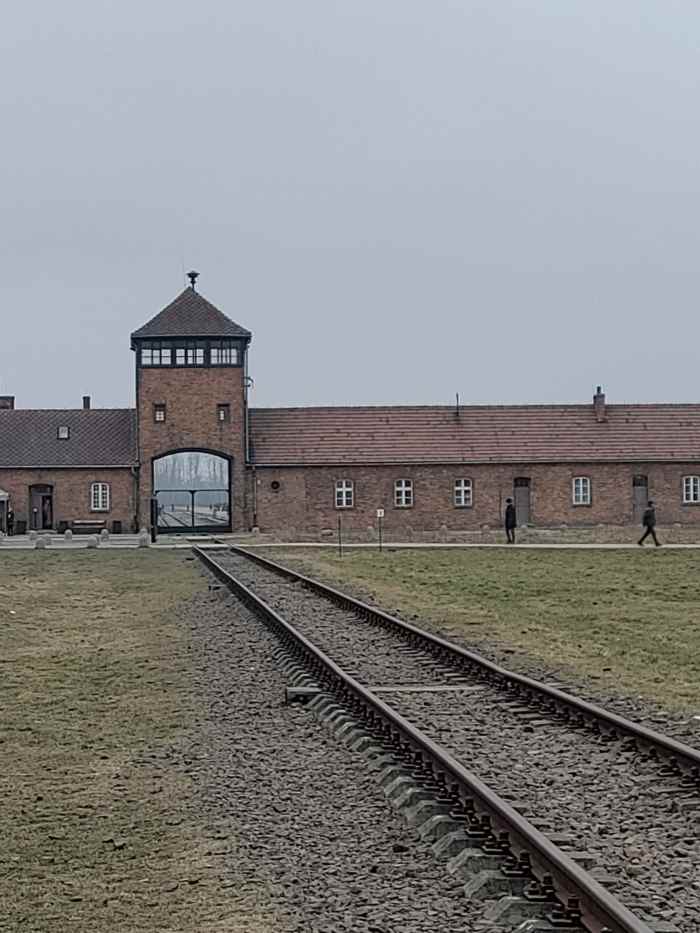 What to Expect When Visiting Auschwitz Concentration Camp - HubPages