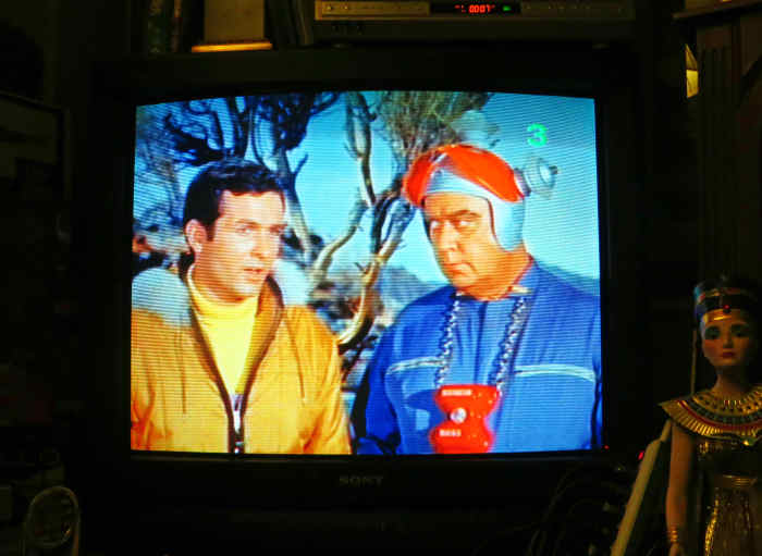 Sony Trinitron Color Television Model KV32S15, Chassis: AA-2, Made ...