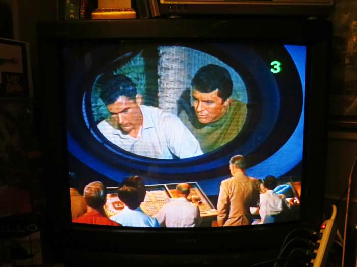 Sony Trinitron Color Television Model KV32S15, Chassis: AA-2, Made ...