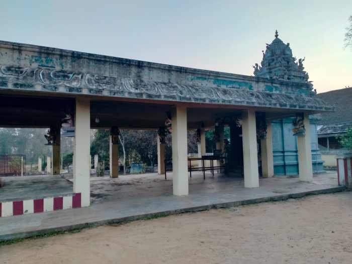 Adi Vinayagar or Naramukha Ganapathi temple of Thilatharpanpuri at Koothanur,Tamilnadu - HubPages