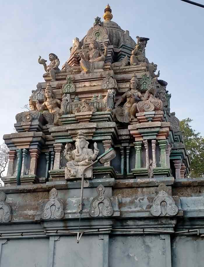Adi Vinayagar or Naramukha Ganapathi temple of Thilatharpanpuri at ...