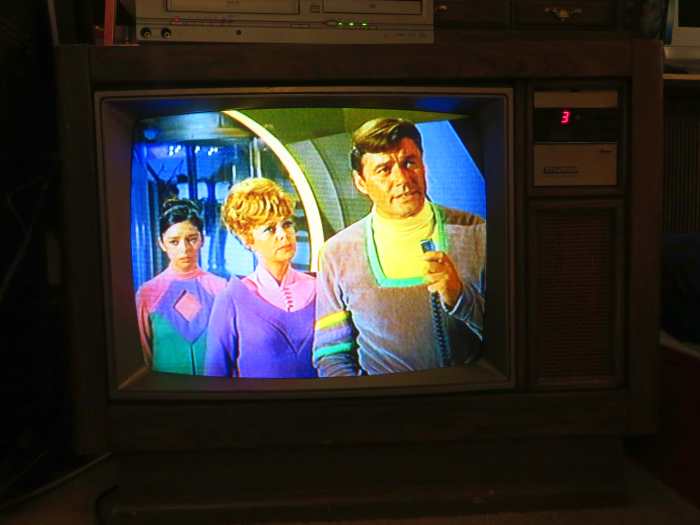 1988 Sylvania Color Television Model RLH910 AK01, Sylvania Chassis ...