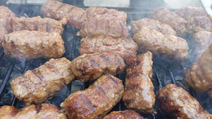 The Famous Tasty Romanian Sausages Recipe - Romanian Mici - HubPages
