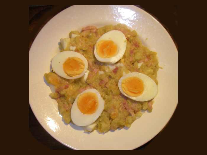 Leek, Bacon and Egg Hotchpotch: A Traditional Dutch Recipe - HubPages
